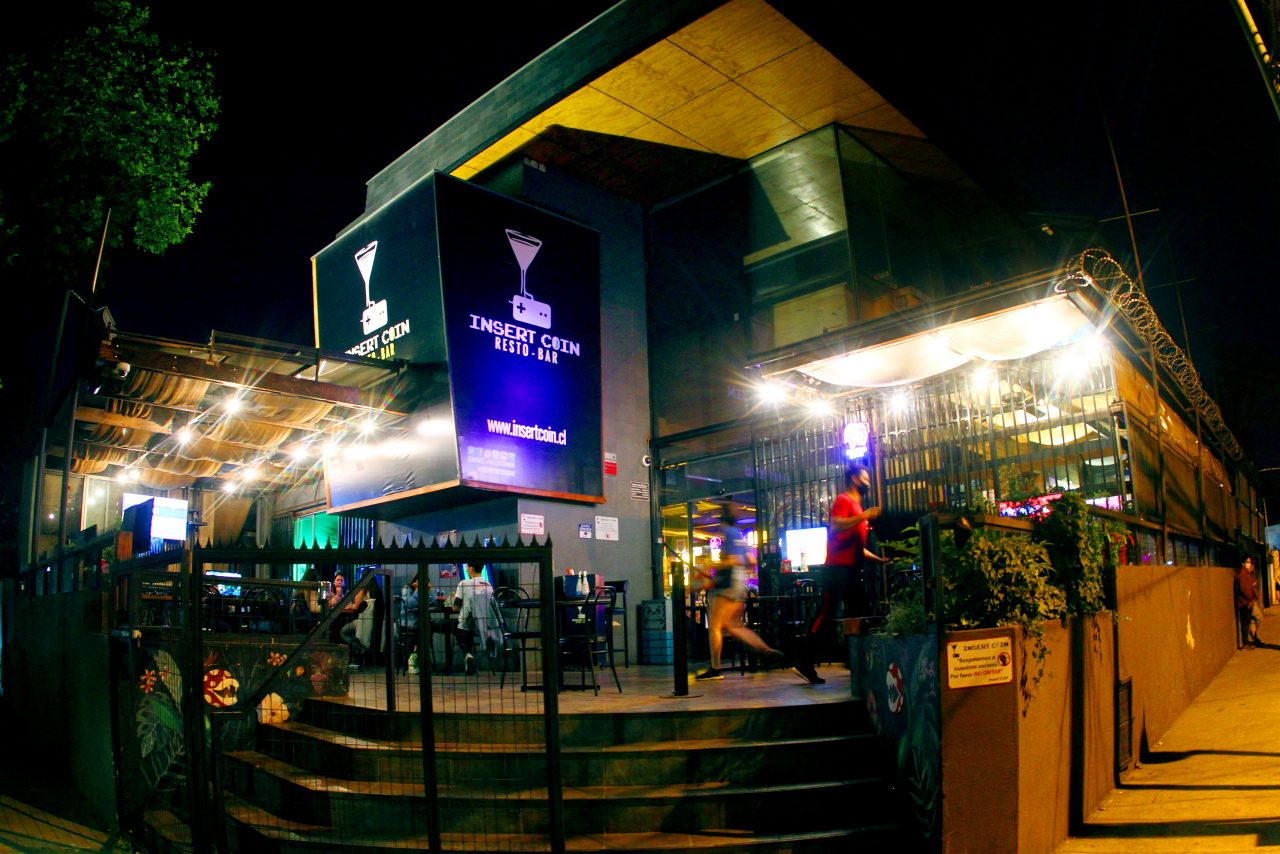 Insert Coin Bar Gamer - VisitSantiago